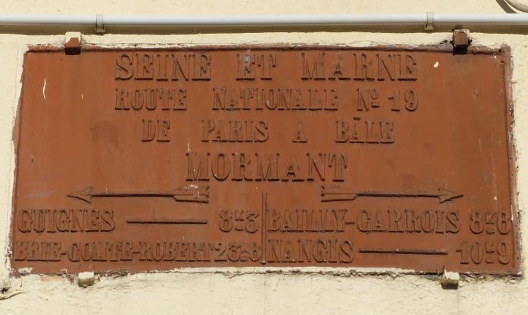 77 MORMANT CD619 (rue de Paris – ex restaurant sortie ville en ...